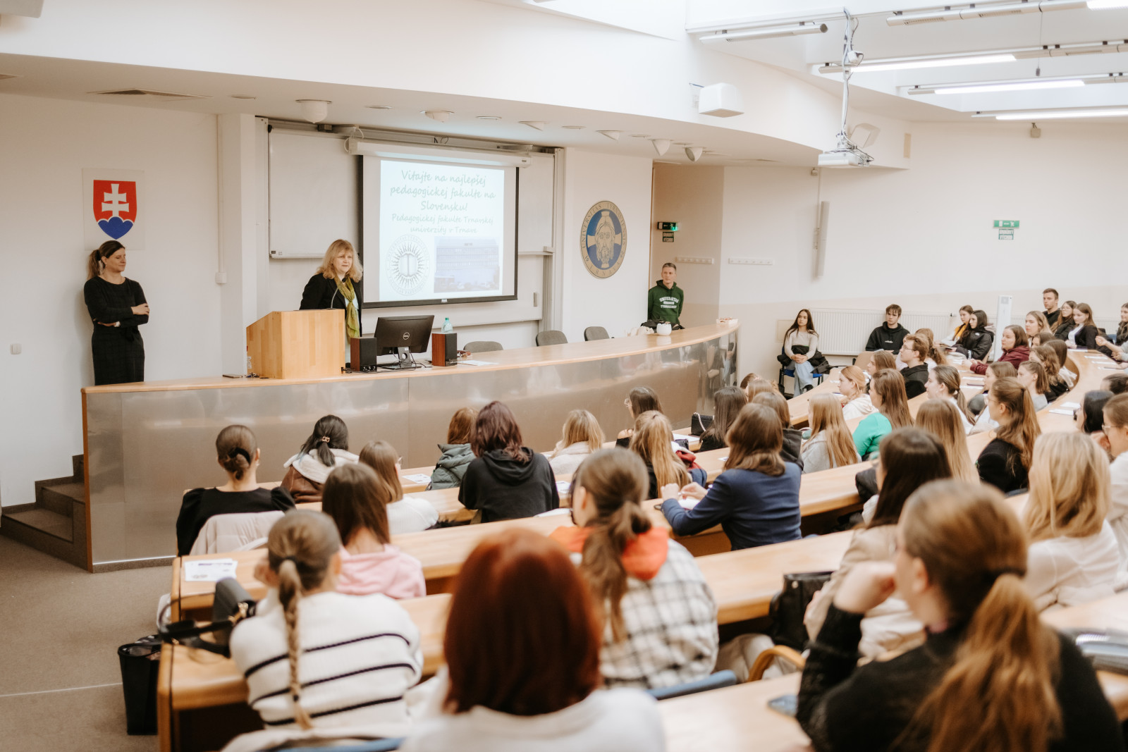 Podporia vedúcich pracovníkov. Trnavská univerzita získala projekt za ...