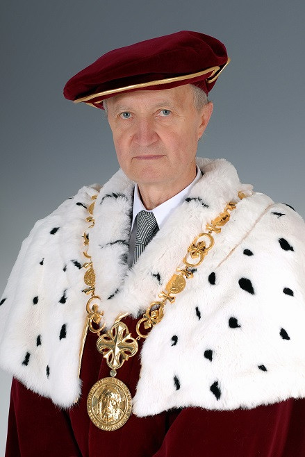 Peter Blaho: Právo je umenie dobra a spravodlivosti | Trnavská ...